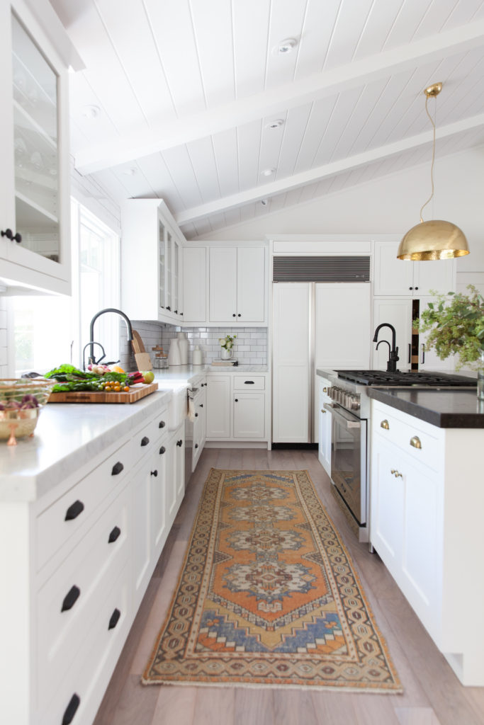 Classic Napa Farmhouse Inspired by the California Coast and Wine ...