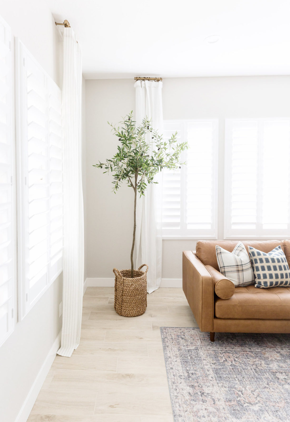 Bright & Modern Home Tour in Gilbert, Arizona · Haven