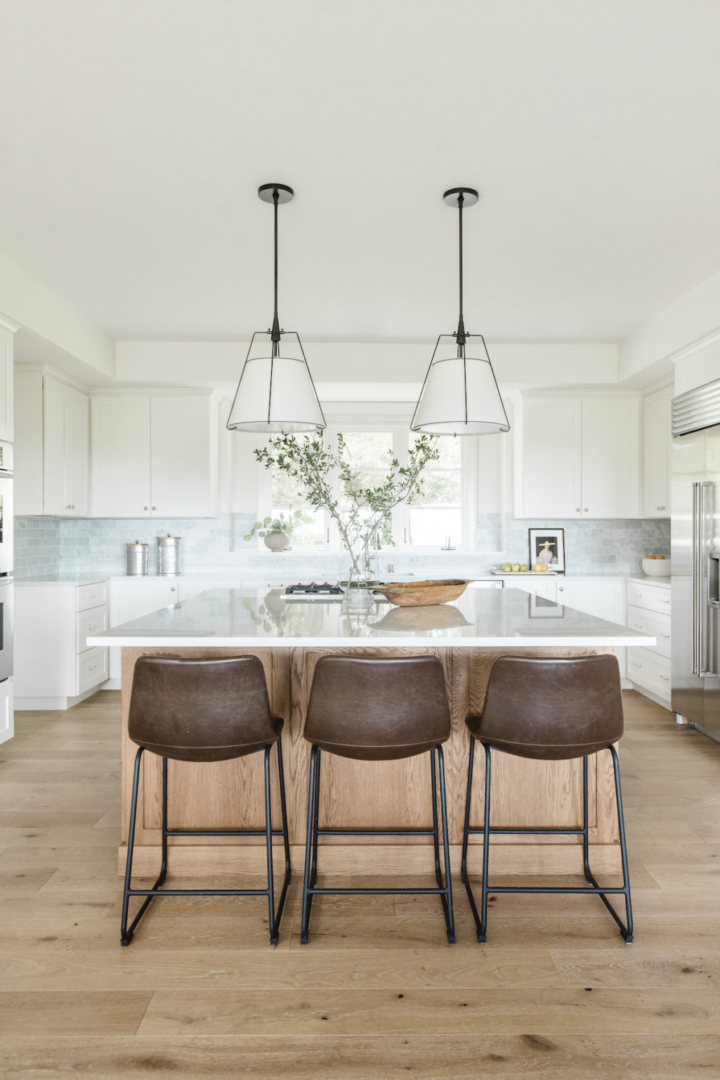 A Transitional Texas Kitchen That Proves Functional Is Beautiful · Haven