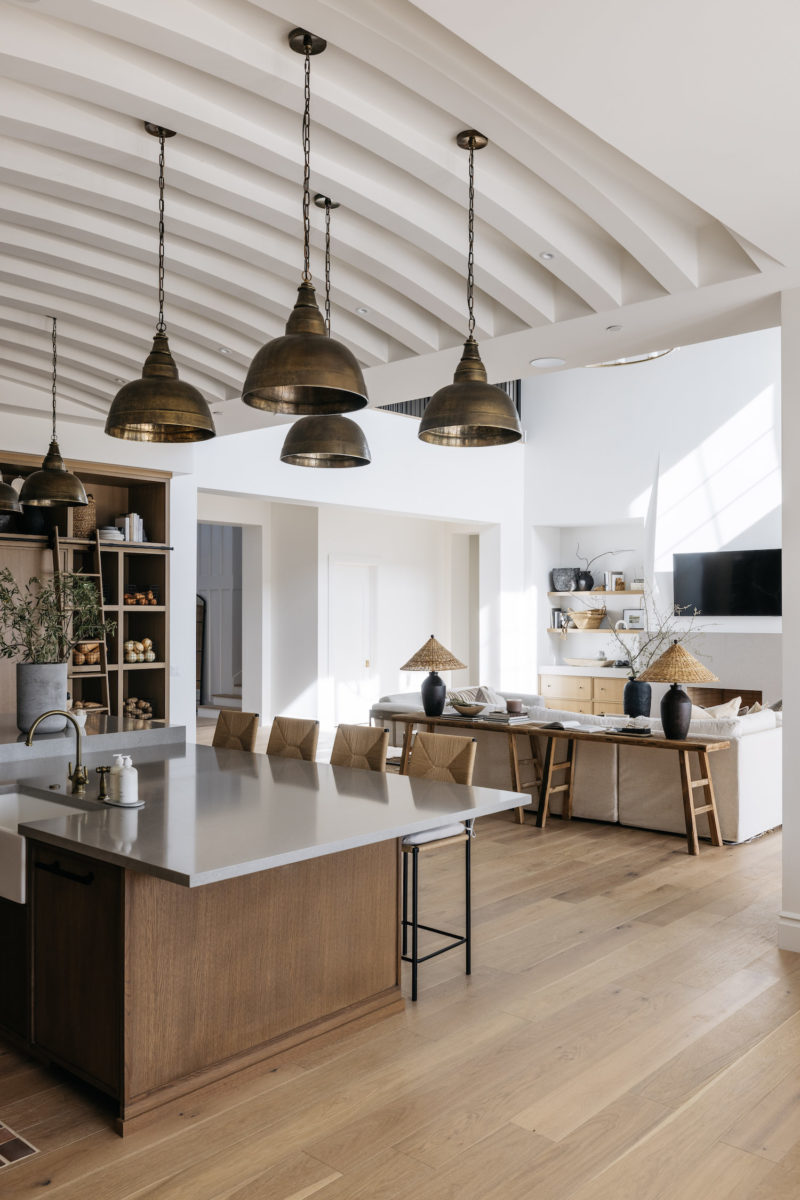 Here Are the Elements to Design an Extravagant Down-to-Earth Home · Haven