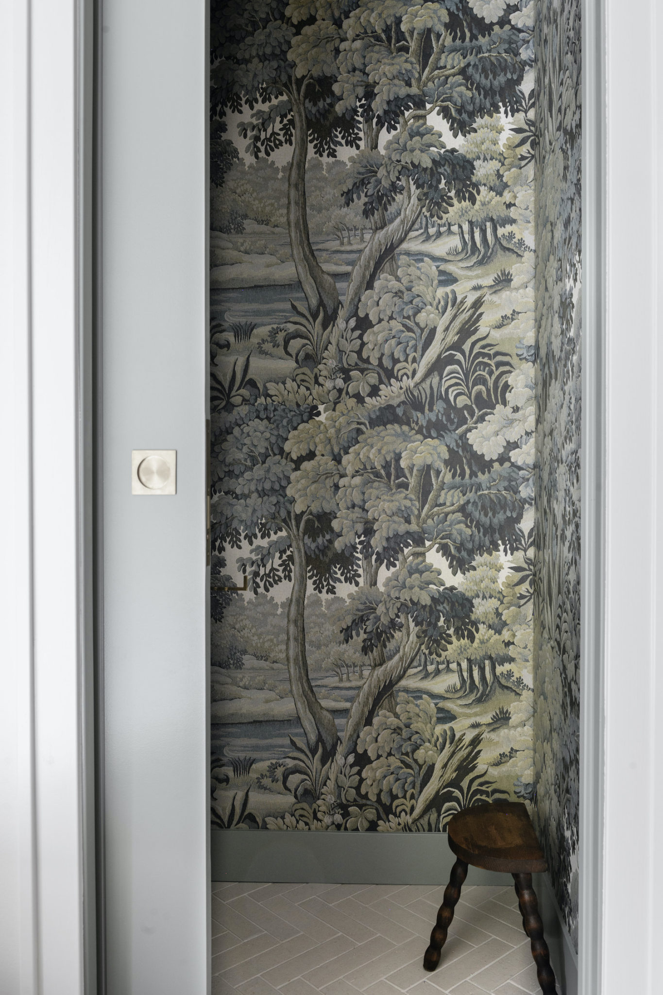 Peek Inside a Pared-Down Traditional Bathroom · Haven