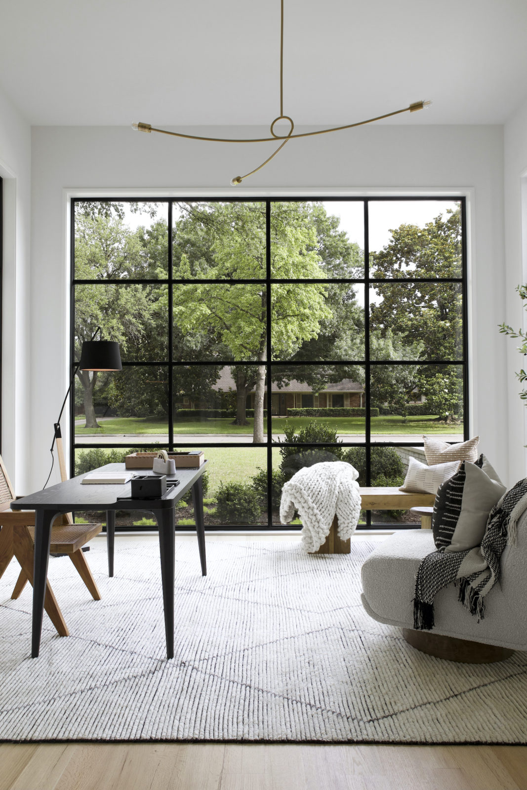 Post Tornado a Dallas Family Starts Fresh in a Curvy Contemporary · Haven