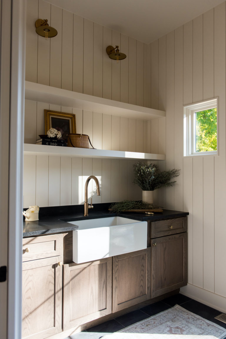 Peaked Ceilings Create Delightful Moments in This Warm and Modern ...