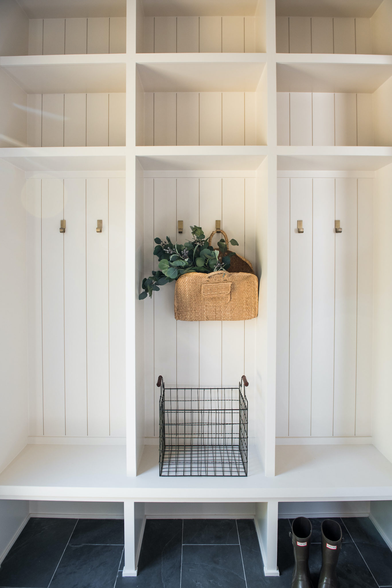 Peaked Ceilings Create Delightful Moments in This Warm and Modern ...