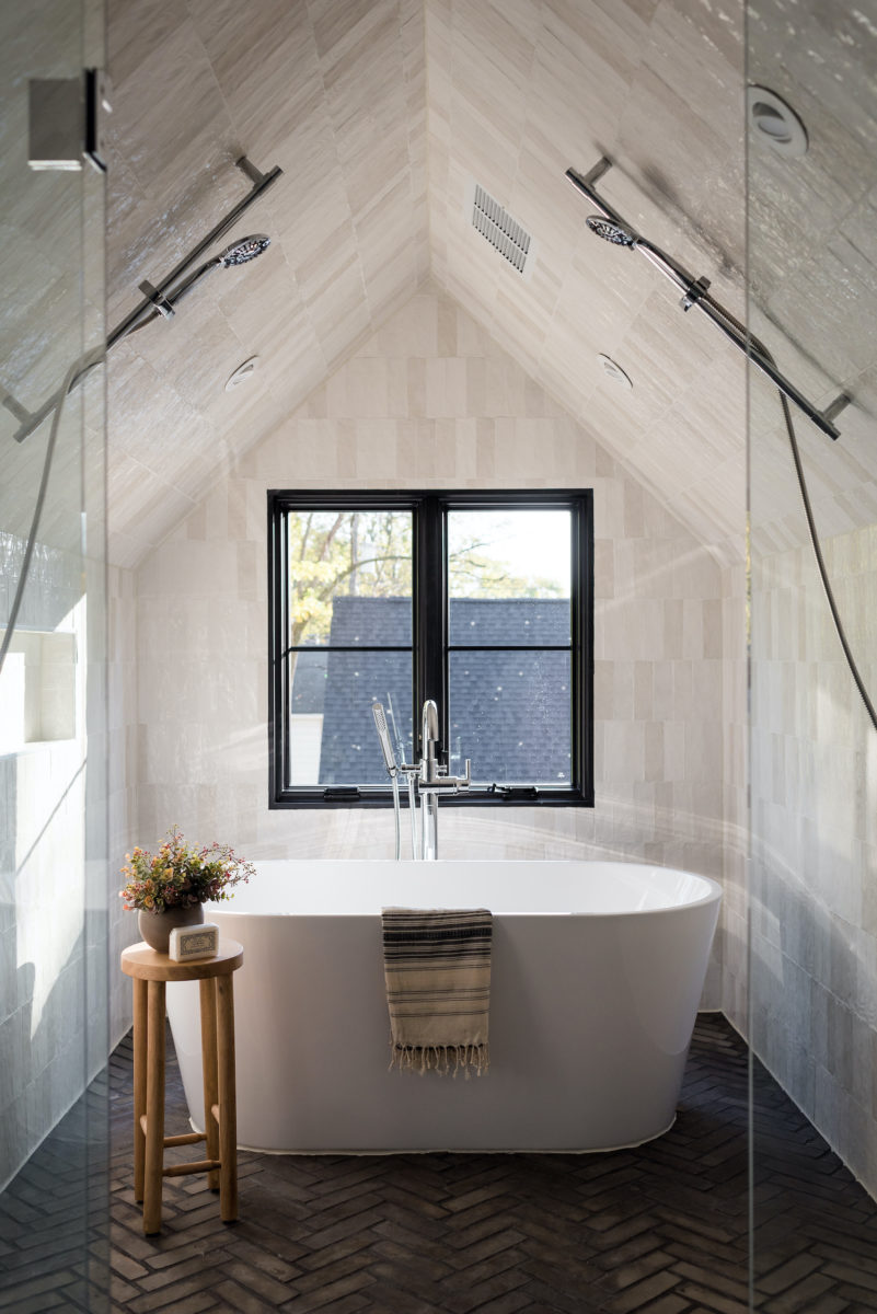 Peaked Ceilings Create Delightful Moments in This Warm and Modern ...