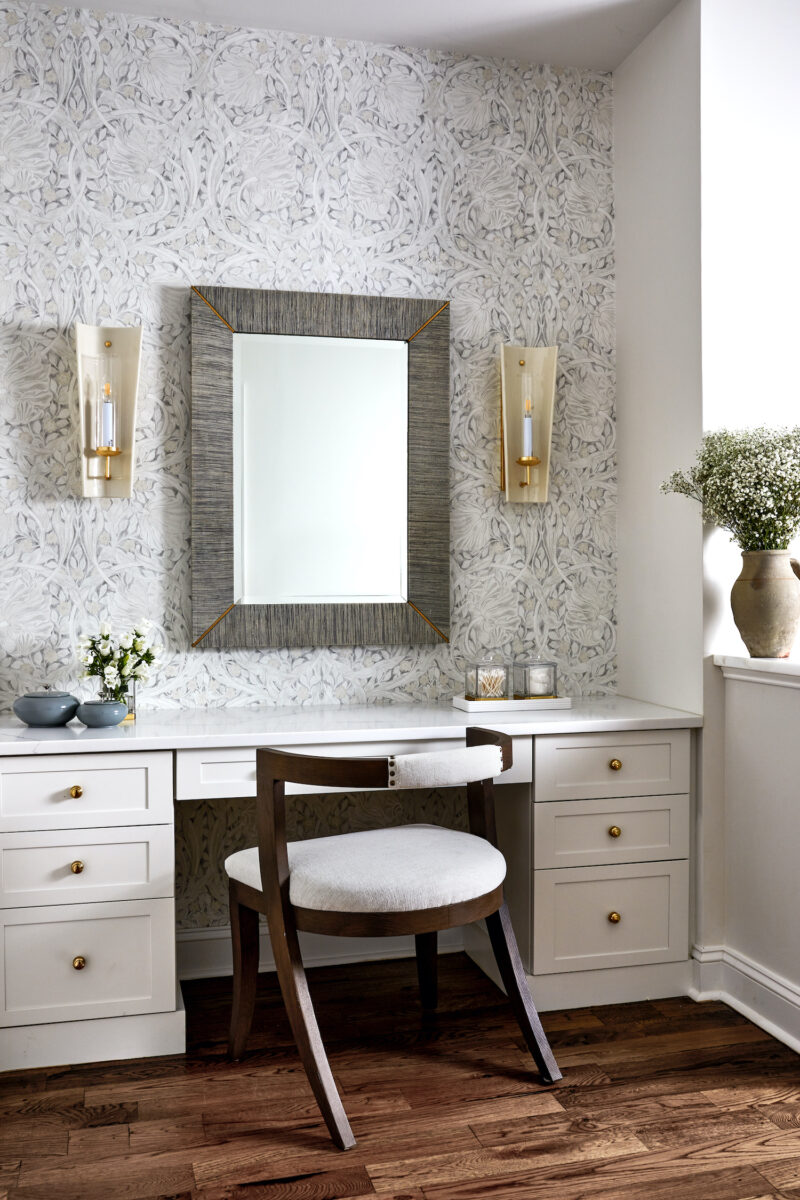 Oak Millwork and Kalahari Quartzite and Bring Warmth to a Transitional ...