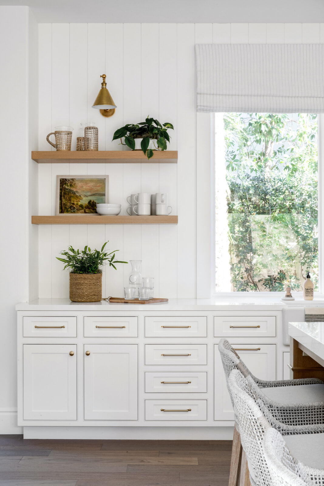 This Rancho Santa Fe Kitchen Has No Refrigerator, and It’s Entirely on ...