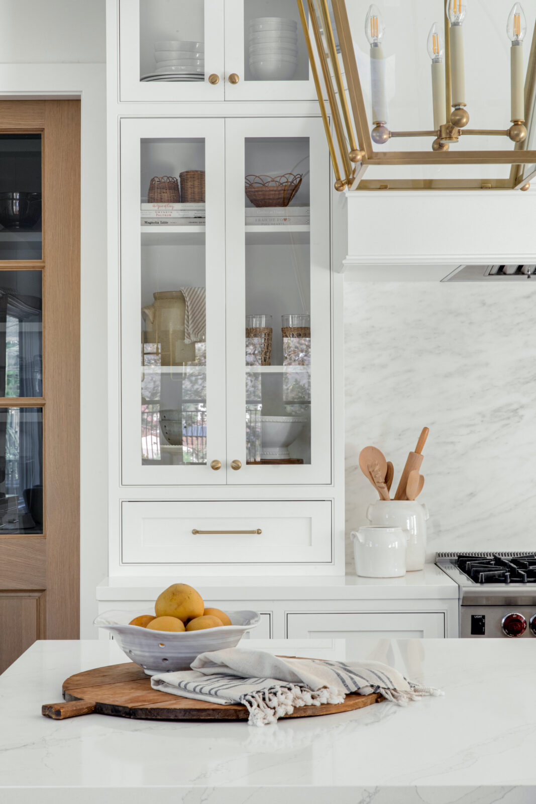 This Rancho Santa Fe Kitchen Has No Refrigerator, and It’s Entirely on ...