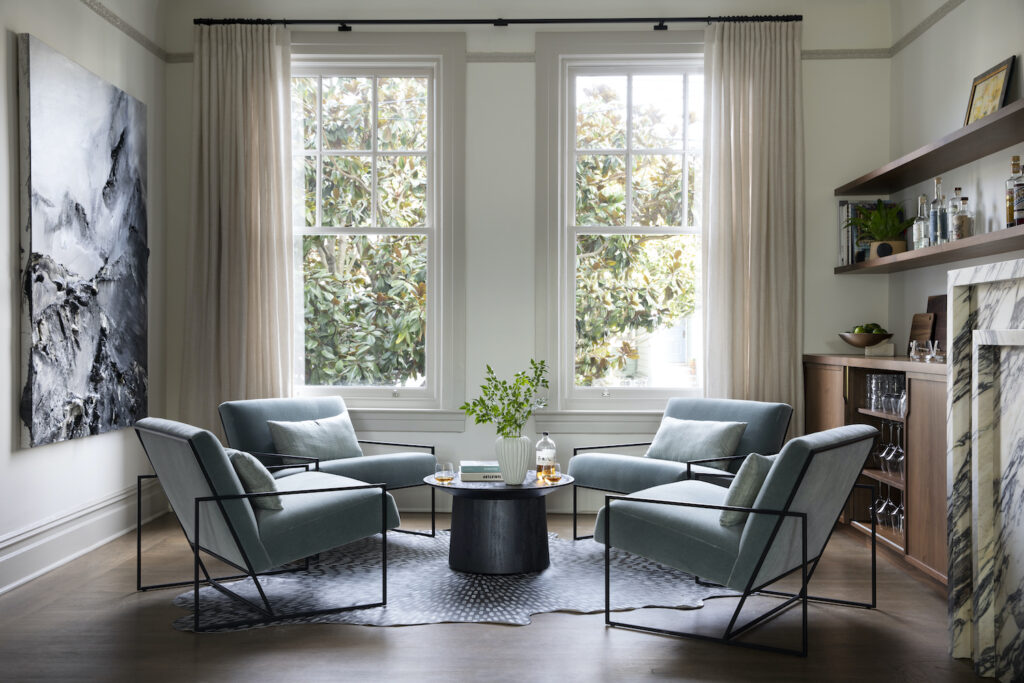 Edwardian Details Are Preserved and Highlighted in This Modern Makeover ...