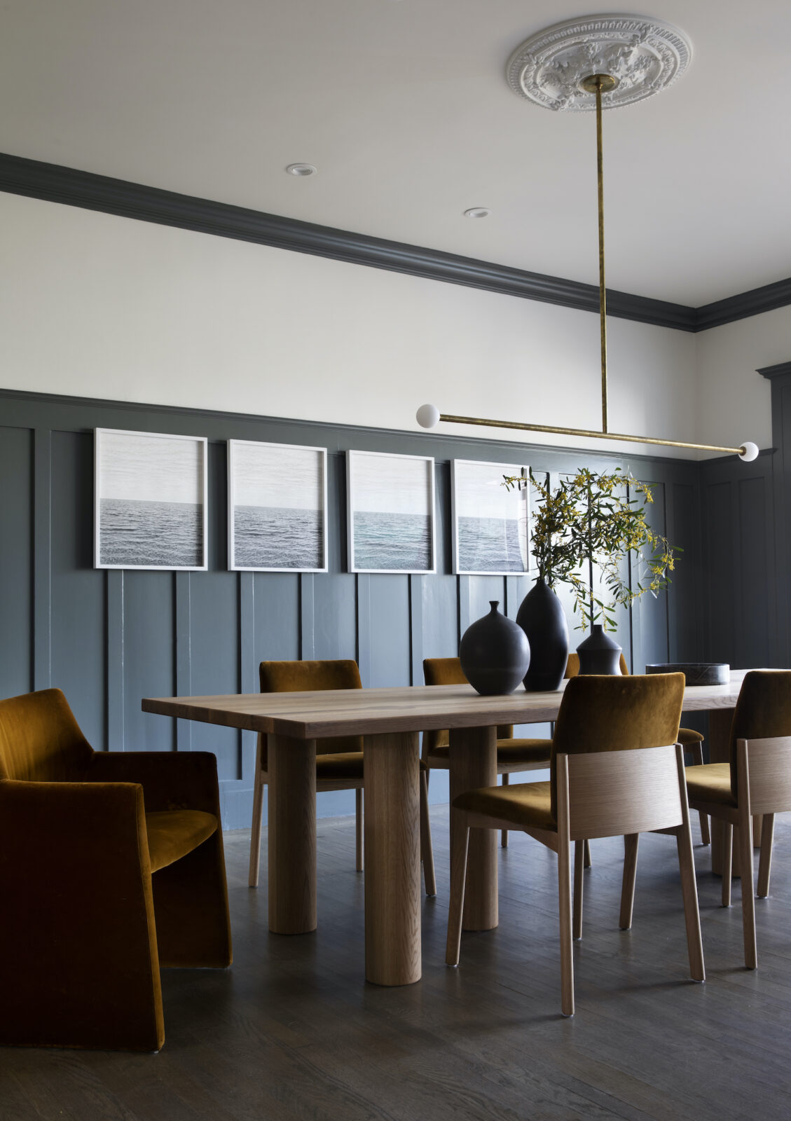 Edwardian Details Are Preserved and Highlighted in This Modern Makeover ...