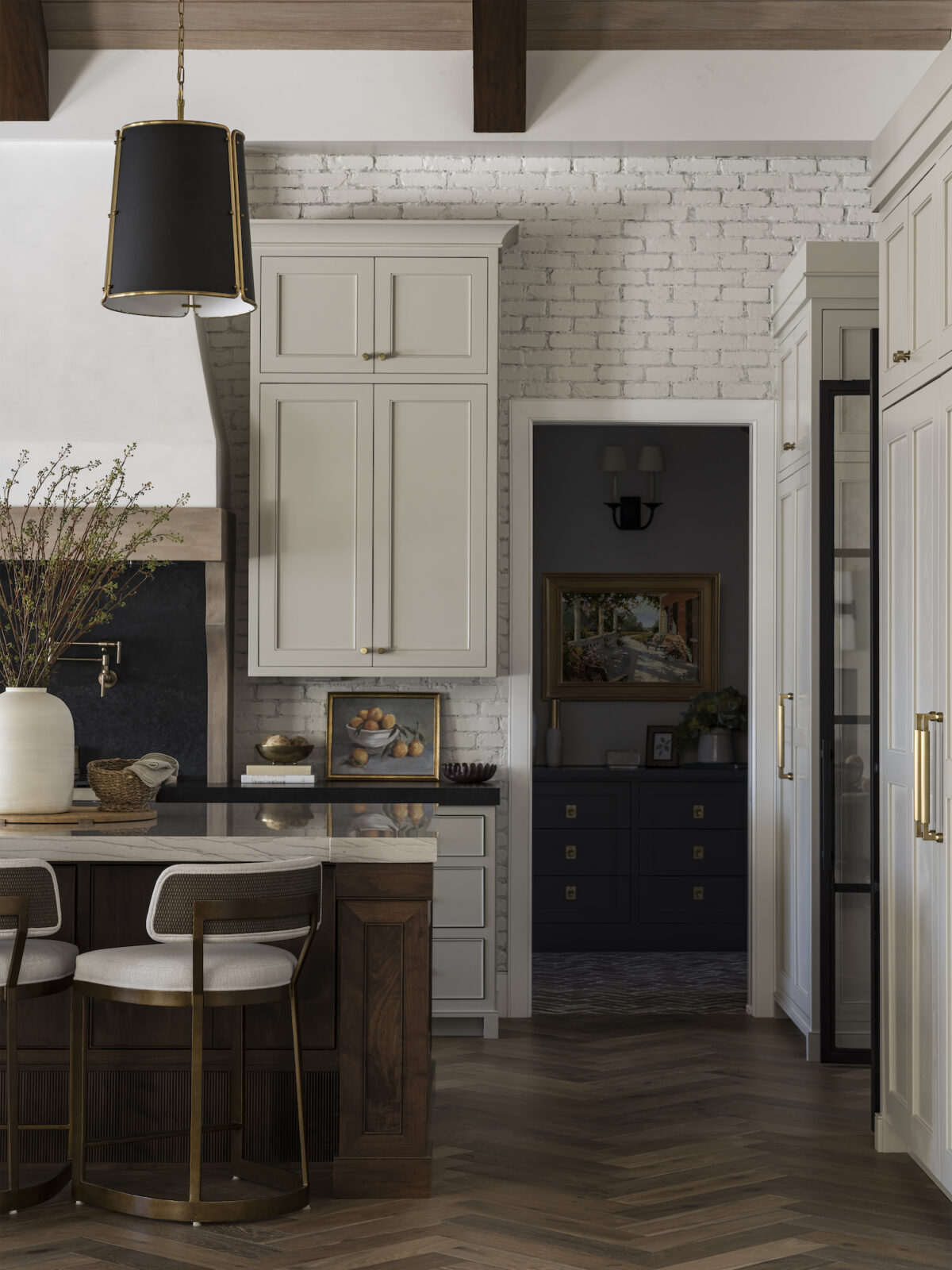 Adding Drama to a Traditional Kitchen with a Stunning Barrel-Arched ...