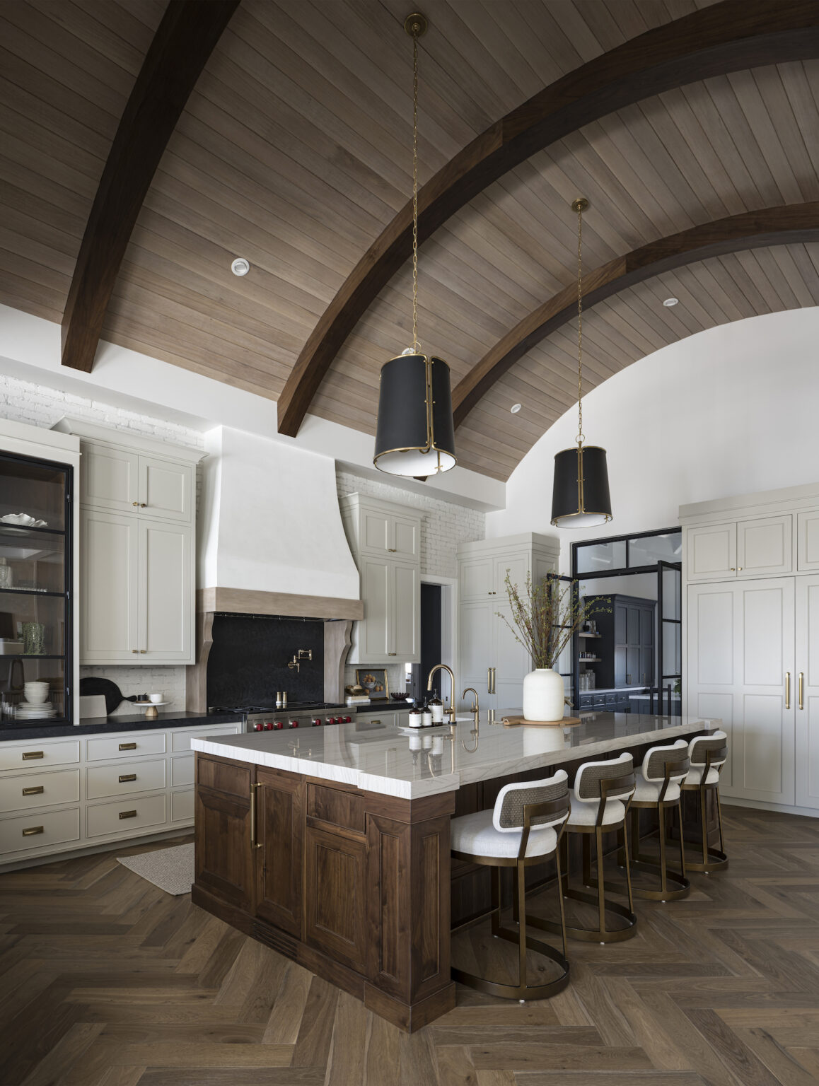 Adding Drama to a Traditional Kitchen with a Stunning Barrel-Arched ...
