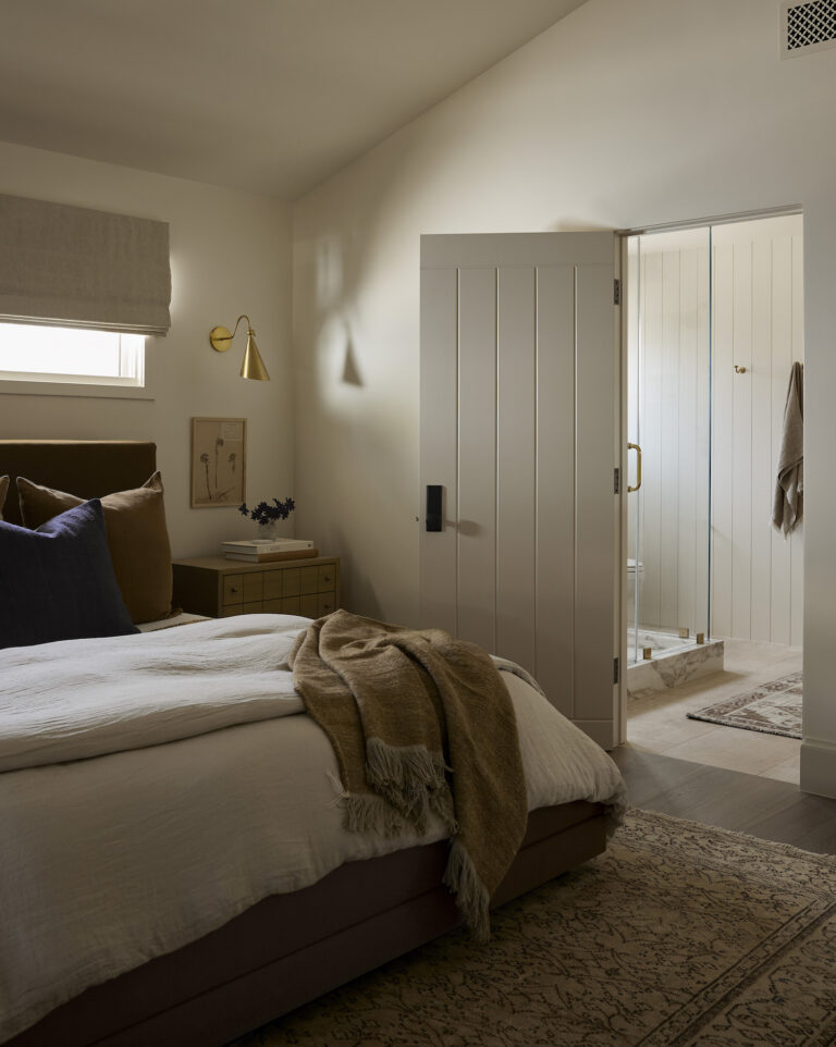 See a Modest Newport Cottage Become a Modern Charmer · Haven