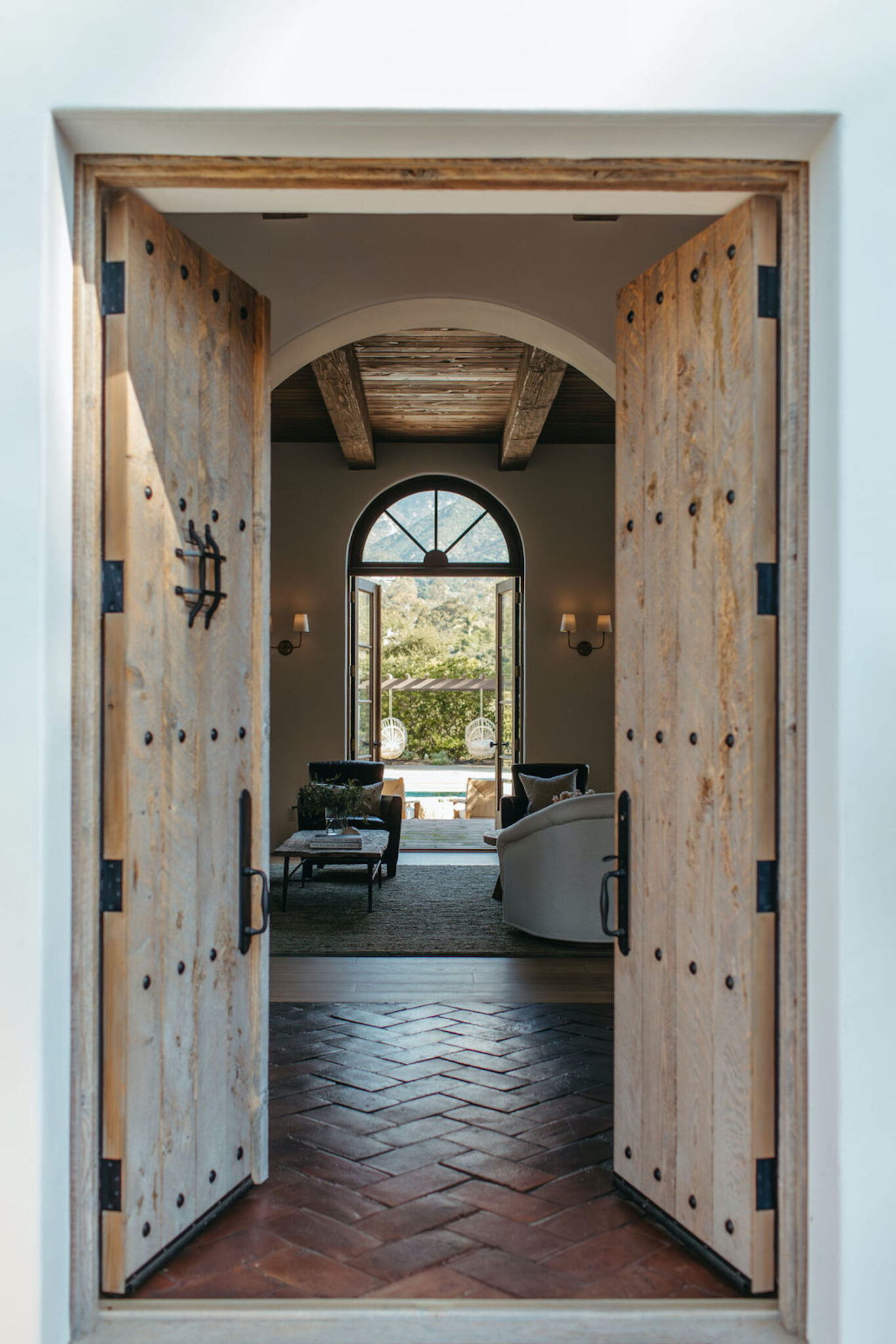 Tour an Idyllic Guest House Overlooking an Outdoor Oasis · Haven