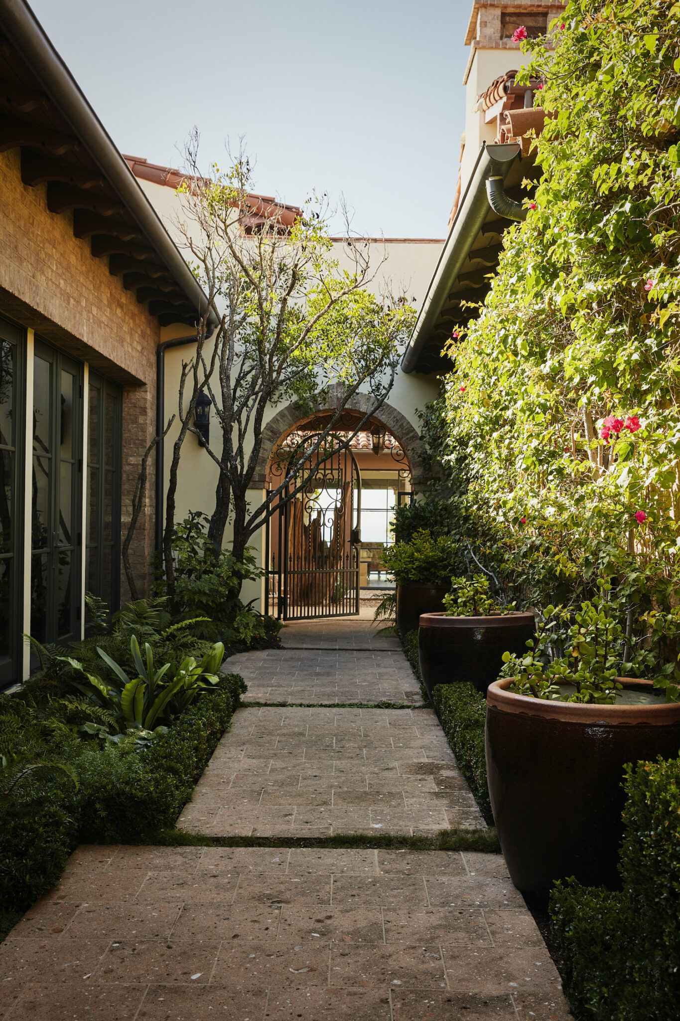 A Non-Kitchen Paradox Sparked a Complete Spanish Colonial Renovation ...
