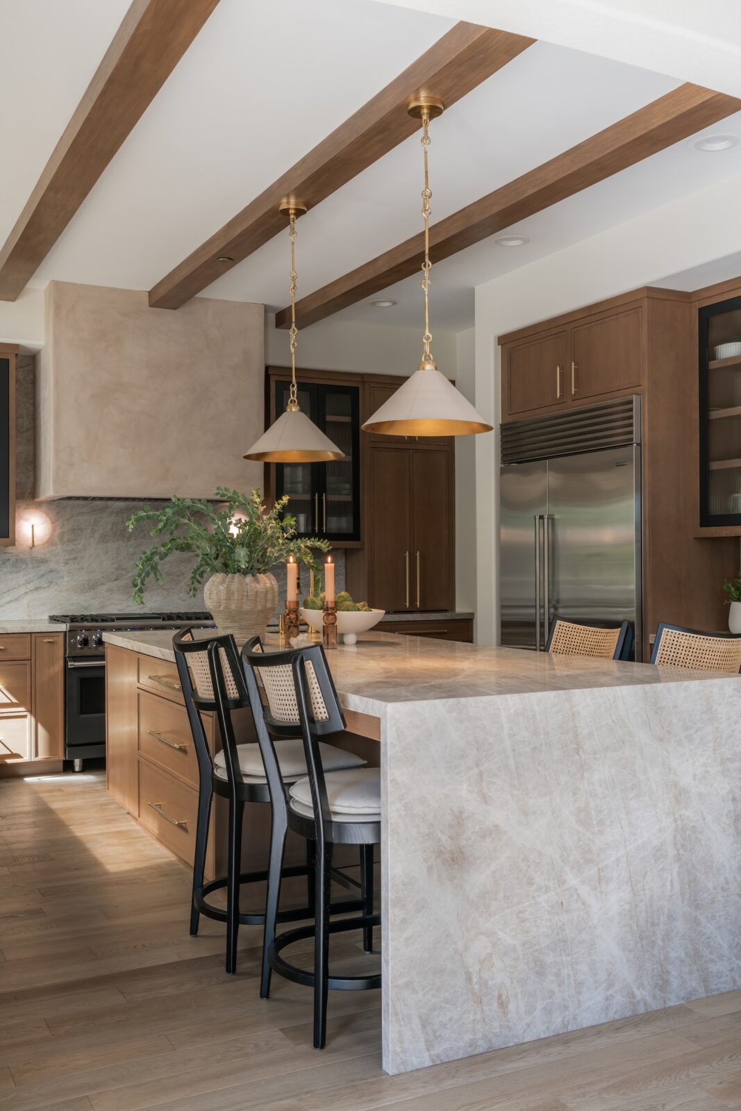 Warm Minimalism Transforms This San Diego Kitchen into a Cozy Haven · Haven