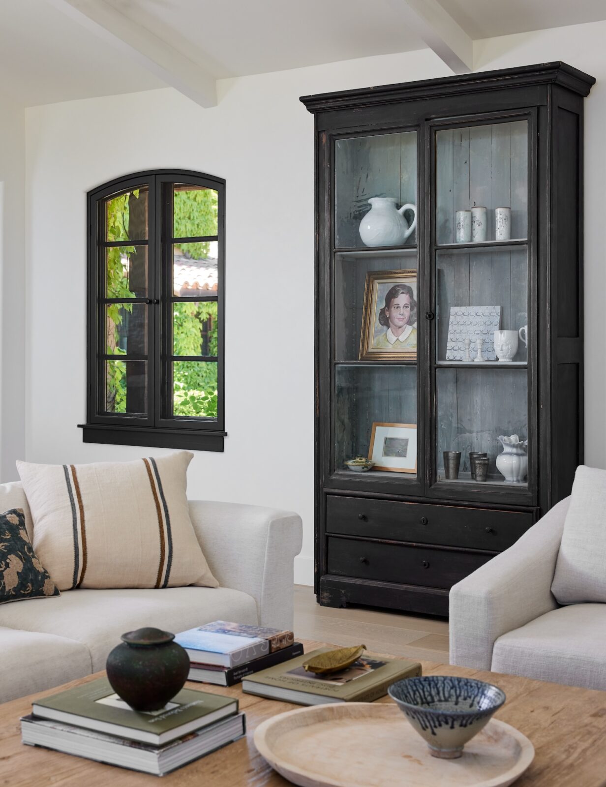 A Serene Sanctuary Shaped by Mediterranean-Inspired Minimalism · Haven