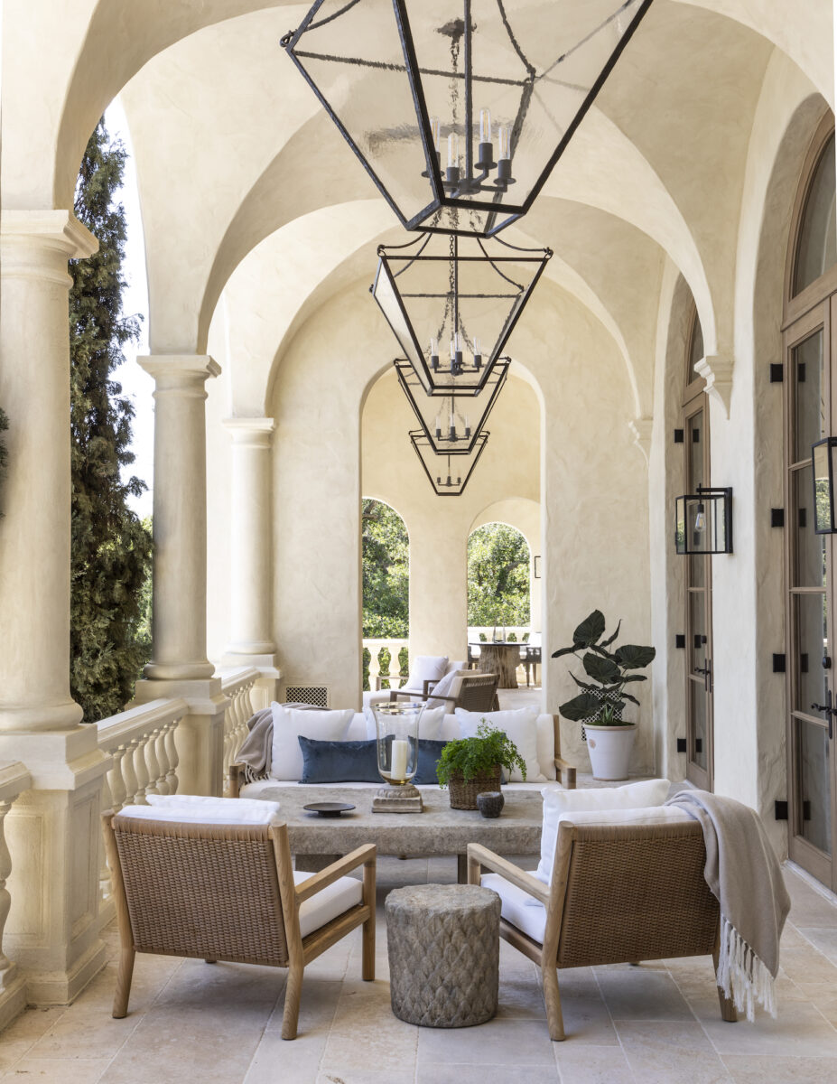 Light, Breezy, and Inviting: The Stunning Revival of an Italian Villa ...
