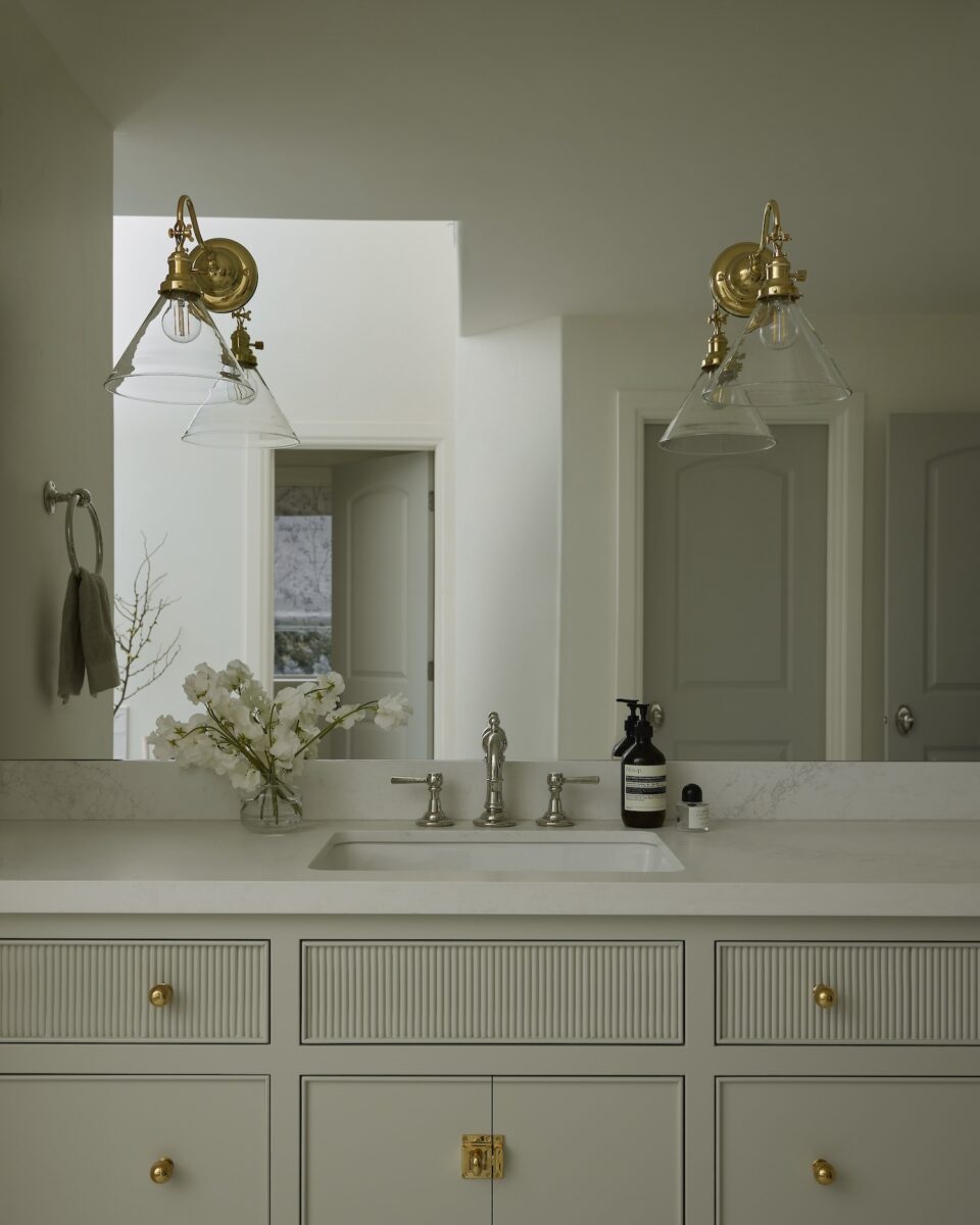 A Thoughtfully Designed Staircase Sets the Tone for This Home’s ...